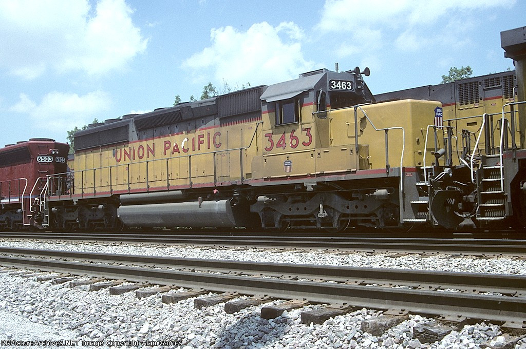 UP SD-40-2 3463